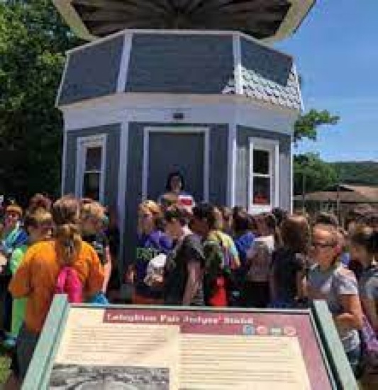 Tour - Explore Lehighton - Walk Through History - PocketSights