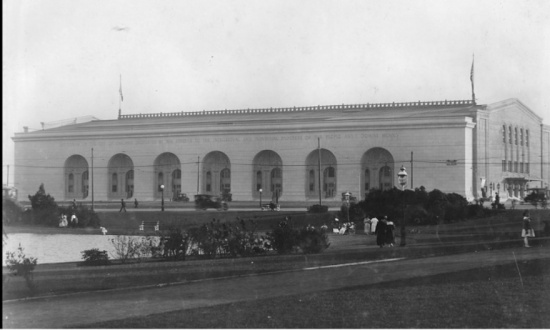 The Oakland Civic Auditorium - Dr. Merritt's Neighborhood - PocketSights