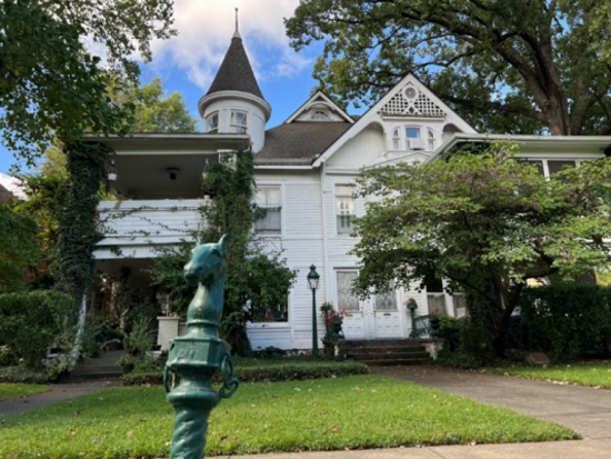 Toy House - 700 Woodruff Place Middle Drive - Woodruff Place Walking ...