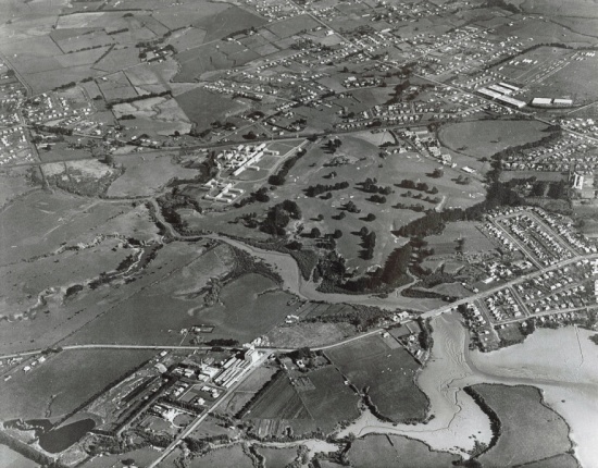 Tāmaki River - Tāmaki Bridge History Walk - PocketSights