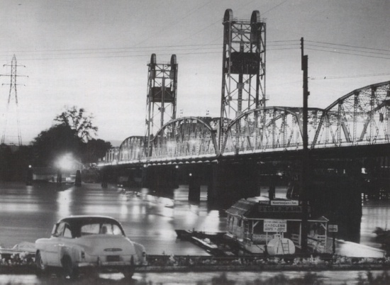 Old Pekin Bridges - Pekin Riverfront History - PocketSights